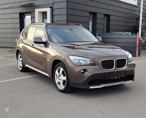 BMW X1 2010 Kauņa vietnē Brūns BMW X1 2010 Kauņa, ar dzinēja tilpumu 2.00 L un nobraukumu 320 tūkst. km par 3999 €, foto 3 vietnē AUTOMOTO.COM.LV