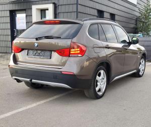 Brūns BMW X1 2010 Kauņa, ar dzinēja tilpumu 2.00 L un nobraukumu 320 tūkst. km par 3999 €, foto 4 vietnē AUTOMOTO.COM.LV