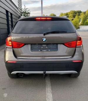 Brūns BMW X1 2010 Kauņa, ar dzinēja tilpumu 2.00 L un nobraukumu 320 tūkst. km par 3999 €, foto 6 vietnē AUTOMOTO.COM.LV
