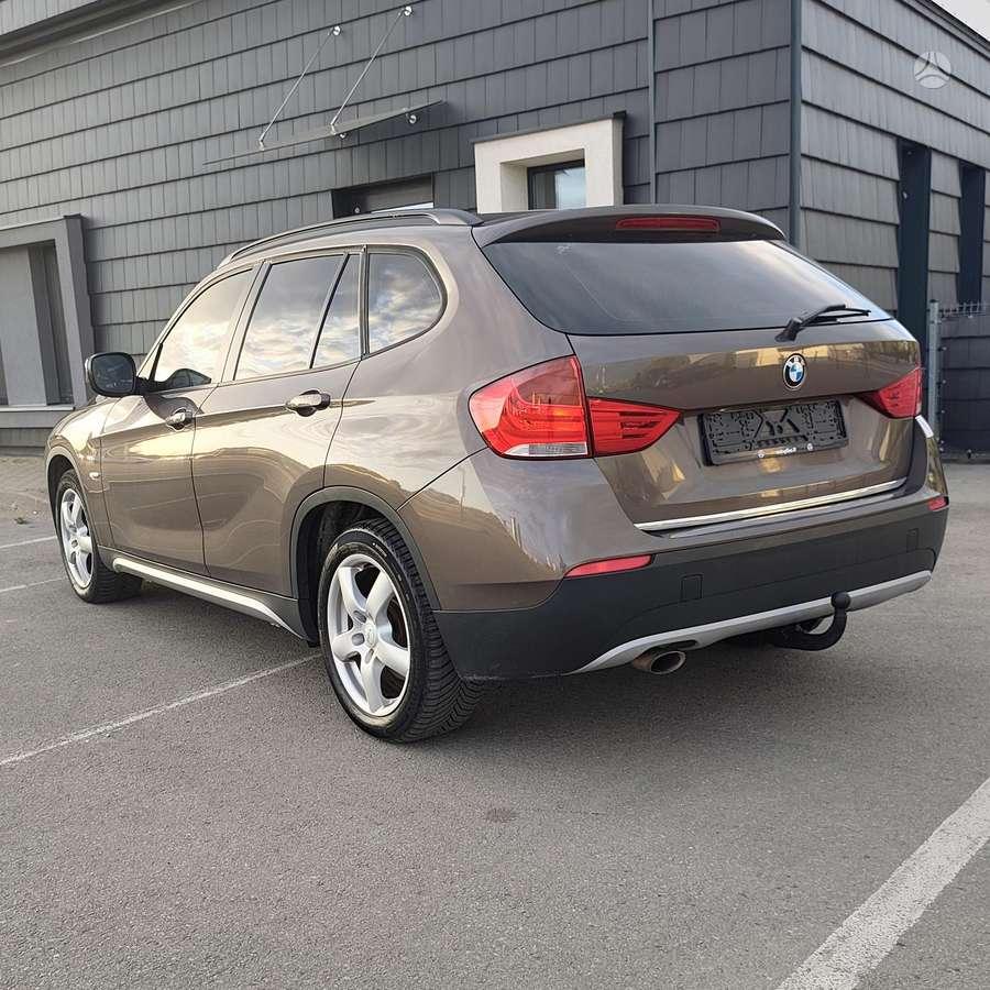 Brūns BMW X1 2010 Kauņa, ar dzinēja tilpumu 2.00 L un nobraukumu 320 tūkst. km par 3999 €, foto 7 vietnē AUTOMOTO.COM.LV