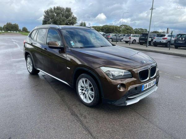 BMW X1 2010 in Taurage on AUTOMOTO.COM.LV Brown BMW X1 2010 in Taurage, with an engine capacity of 2.00 L and mileage of 296 thousand km for 5000 €, photo 1 on AUTOMOTO.COM.LV