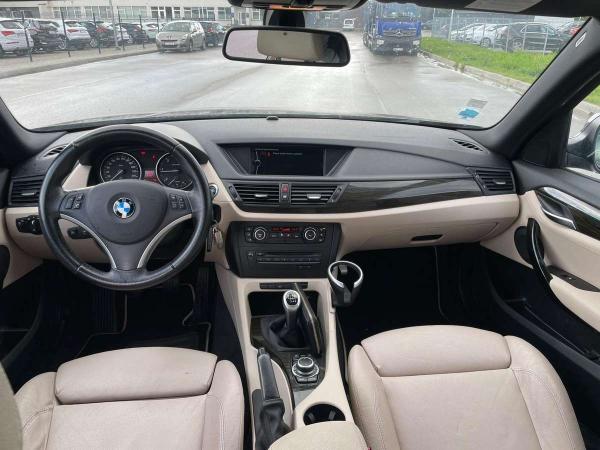 BMW X1 2010 in Taurage on AUTOMOTO.COM.LV Brown BMW X1 2010 in Taurage, with an engine capacity of 2.00 L and mileage of 296 thousand km for 5000 €, photo 10 on AUTOMOTO.COM.LV
