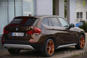 Brūns BMW X1 2010 Rīga, ar dzinēja tilpumu 2.00 L un nobraukumu 360 tūkst. km par 5995 €, foto 5 vietnē AUTOMOTO.COM.LV