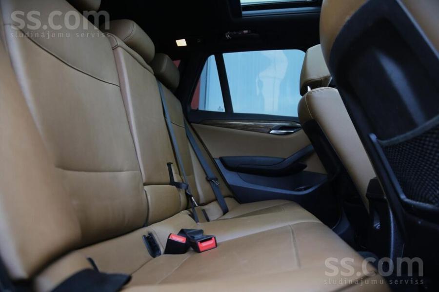 Brūns BMW X1 2010 Rīga, ar dzinēja tilpumu 2.00 L un nobraukumu 360 tūkst. km par 5995 €, foto 14 vietnē AUTOMOTO.COM.LV