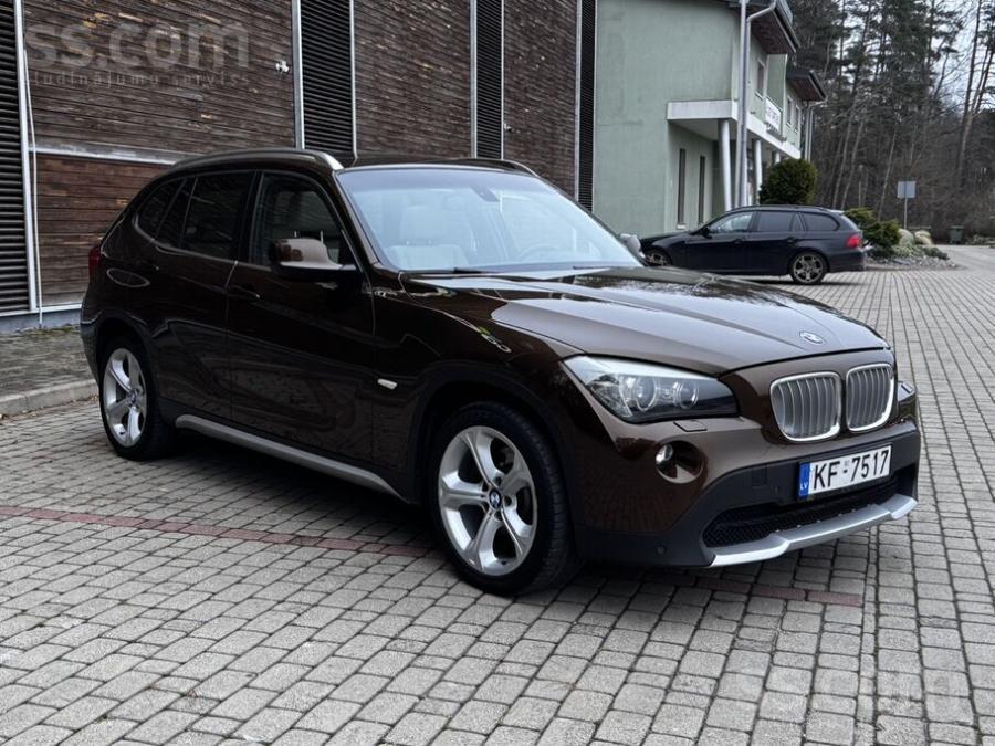 Brūns BMW X1 2011 Rīga, ar dzinēja tilpumu 2.00 L un nobraukumu 224 tūkst. km par 8990 €, foto 3 vietnē AUTOMOTO.COM.LV