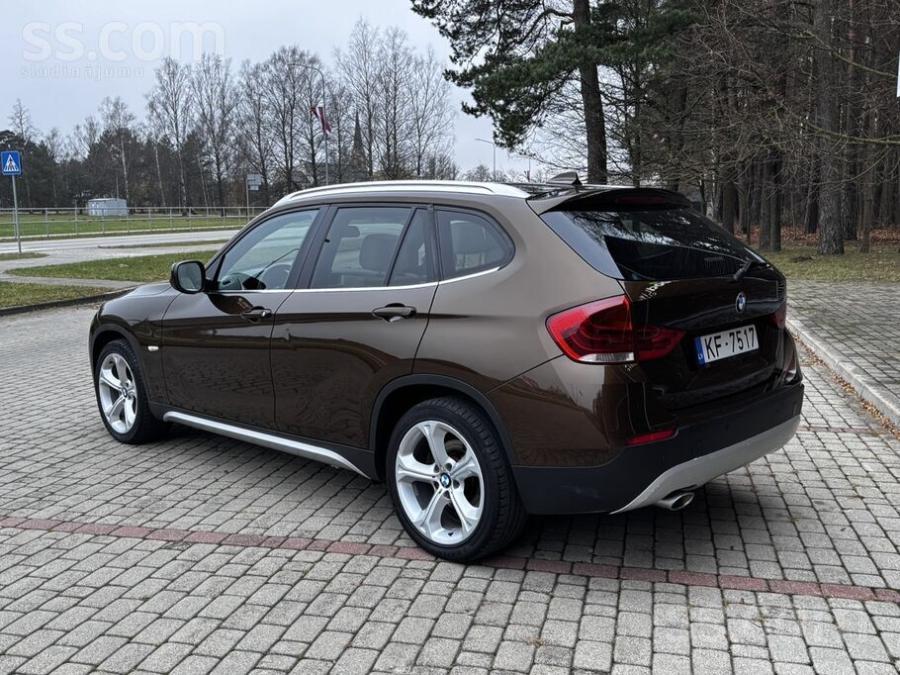Brūns BMW X1 2011 Rīga, ar dzinēja tilpumu 2.00 L un nobraukumu 224 tūkst. km par 8990 €, foto 6 vietnē AUTOMOTO.COM.LV