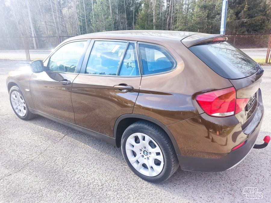 Brūns BMW X1 2011 Utena, ar dzinēja tilpumu 2.00 L un nobraukumu 266 tūkst. km par 6250 €, foto 14 vietnē AUTOMOTO.COM.LV