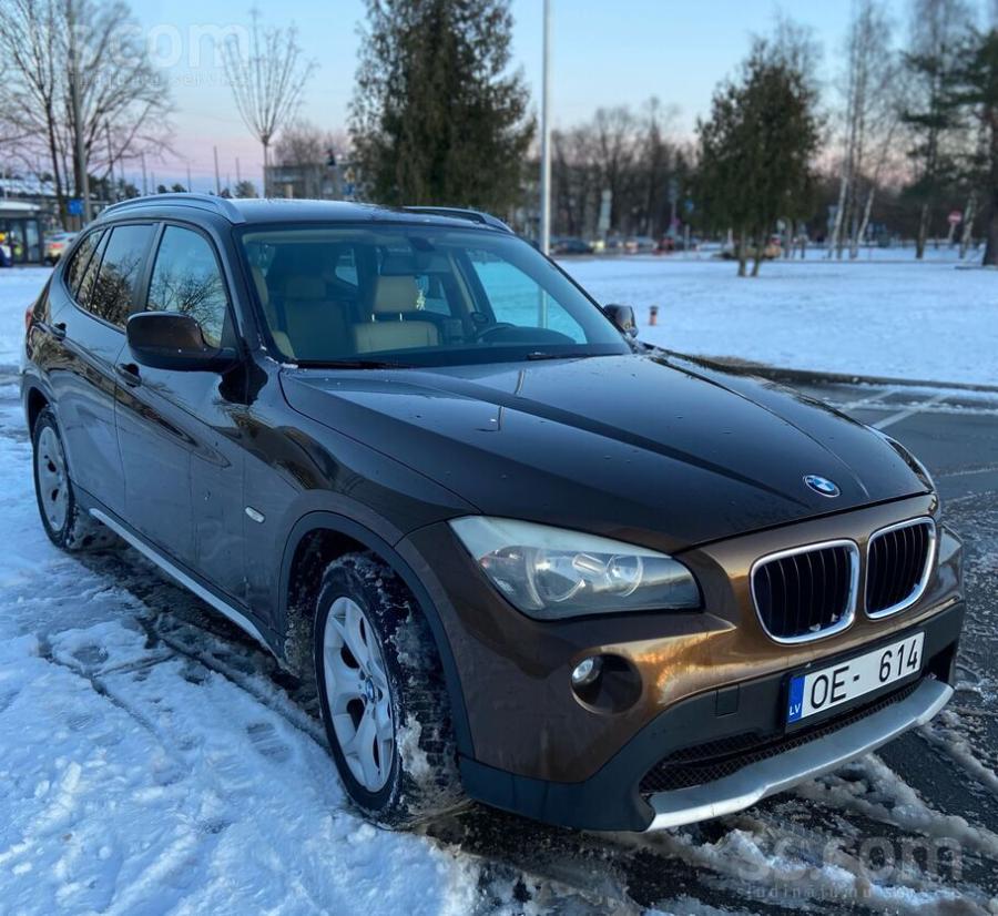 Brūns BMW X1 2011 Rīga, ar dzinēja tilpumu 2.00 L un nobraukumu 0 tūkst. km par 6600 €, foto 1 vietnē AUTOMOTO.COM.LV