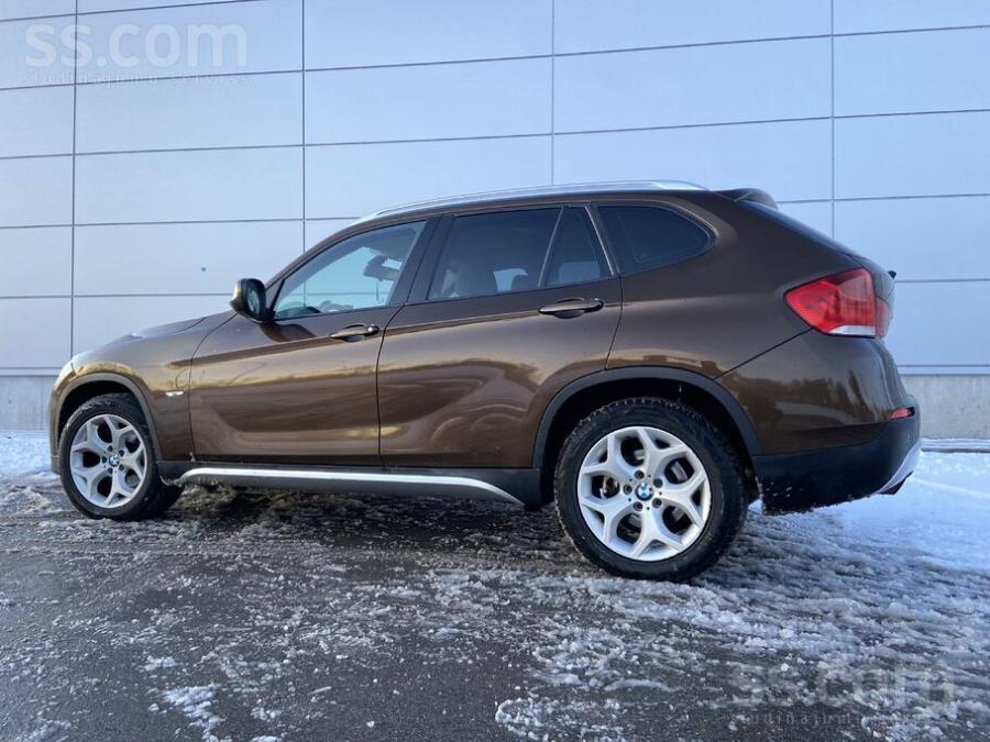 Brūns BMW X1 2011 Rīga, ar dzinēja tilpumu 2.00 L un nobraukumu 0 tūkst. km par 6600 €, foto 4 vietnē AUTOMOTO.COM.LV