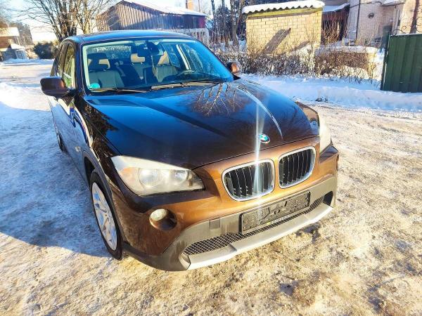 Brūns BMW X1 2011 Utena, ar dzinēja tilpumu 2.00 L un nobraukumu 265 tūkst. km par 6350 €, foto 10 vietnē AUTOMOTO.COM.LV