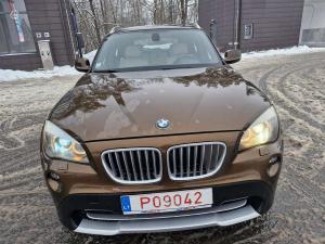 Brown BMW X1 2011 in Utena, with an engine capacity of 2.00 L and mileage of 265 thousand km for 7650 €, photo 10 on AUTOMOTO.COM.LV