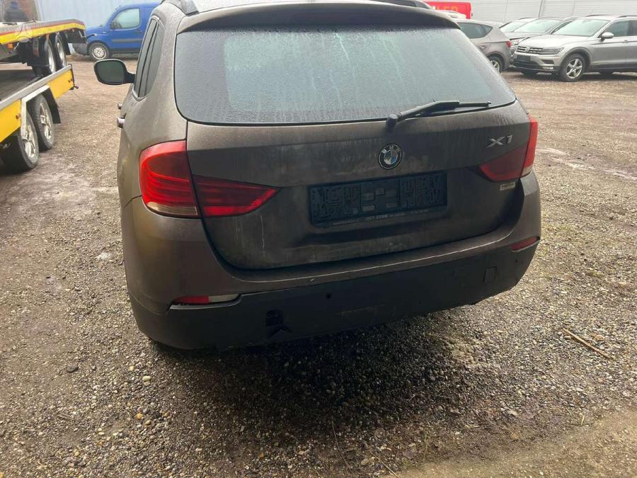 Brown BMW X1 2011 in Marijampole, with an engine capacity of 2.00 L and mileage of 287 thousand km for 5950 €, photo 3 on AUTOMOTO.COM.LV