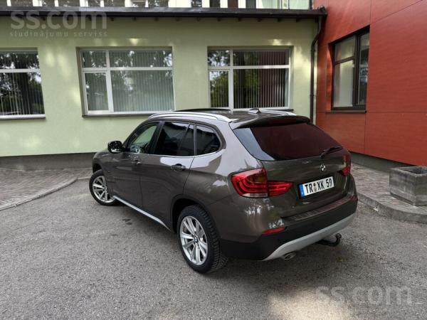 Brūns BMW X1 2011 Cēsis, ar dzinēja tilpumu 2.00 L un nobraukumu 258 tūkst. km par 7650 €, foto 6 vietnē AUTOMOTO.COM.LV
