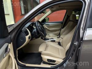 Brown BMW X1 2011 in Cesis, with an engine capacity of 2.00 L and mileage of 258 thousand km for 7650 €, photo 9 on AUTOMOTO.COM.LV