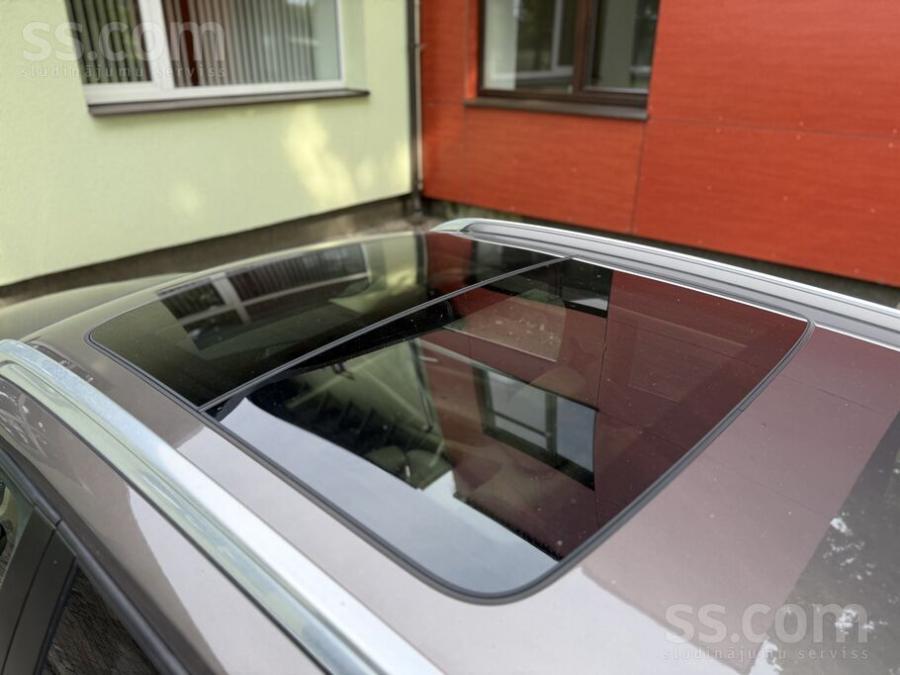 Brown BMW X1 2011 in Cesis, with an engine capacity of 2.00 L and mileage of 258 thousand km for 7650 €, photo 27 on AUTOMOTO.COM.LV