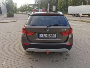 Brūns BMW X1 2011 Viļņa, ar dzinēja tilpumu 2.00 L un nobraukumu 193 tūkst. km par 8300 €, foto 4 vietnē AUTOMOTO.COM.LV