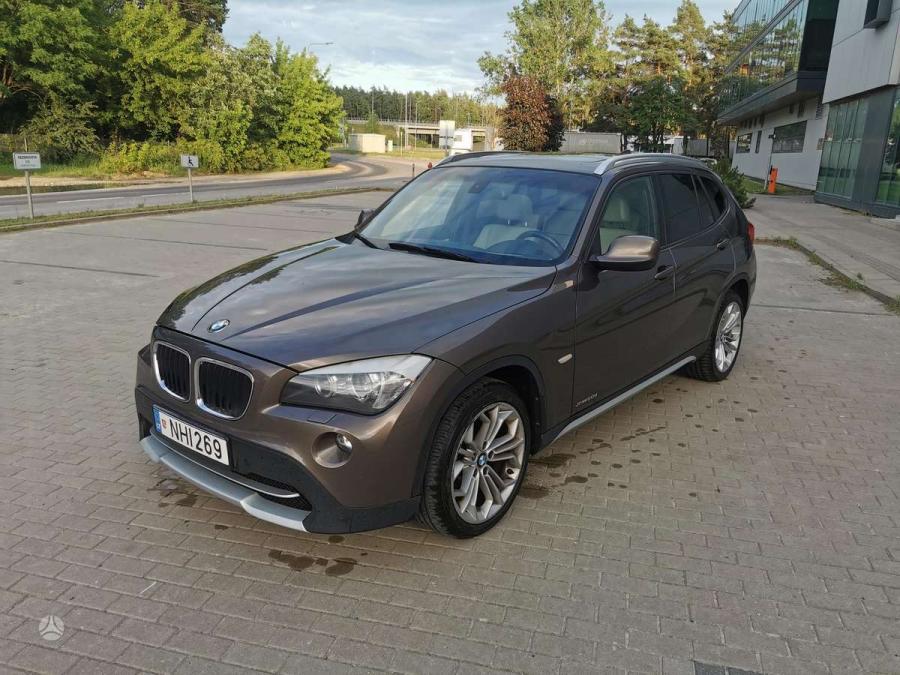Brūns BMW X1 2011 Viļņa, ar dzinēja tilpumu 2.00 L un nobraukumu 193 tūkst. km par 8300 €, foto 8 vietnē AUTOMOTO.COM.LV