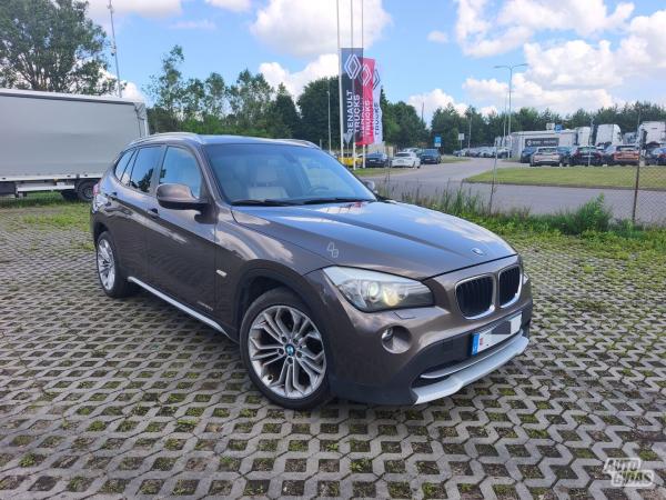 Brūns BMW X1 2011 Viļņa, ar dzinēja tilpumu 2.00 L un nobraukumu 193 tūkst. km par 7200 €, foto 1 vietnē AUTOMOTO.COM.LV