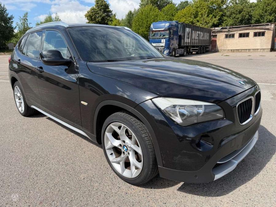 Brūns BMW X1 2011 Raseiniai, ar dzinēja tilpumu 2.00 L un nobraukumu 241 tūkst. km par 5500 €, foto 8 vietnē AUTOMOTO.COM.LV