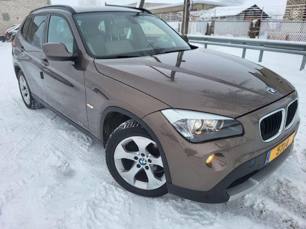Brūns BMW X1 2012 Raseiniai, ar dzinēja tilpumu 2.00 L un nobraukumu 124 tūkst. km par 7450 €, foto 1 vietnē AUTOMOTO.COM.LV