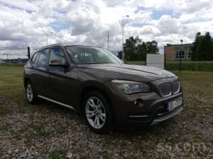 Brown BMW X1 2012 in Saldus, with an engine capacity of 2.00 L and mileage of 257 thousand km for 8800 €, photo 4 on AUTOMOTO.COM.LV