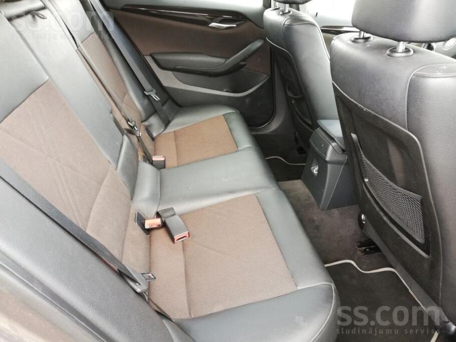 Brown BMW X1 2012 in Saldus, with an engine capacity of 2.00 L and mileage of 257 thousand km for 8800 €, photo 12 on AUTOMOTO.COM.LV