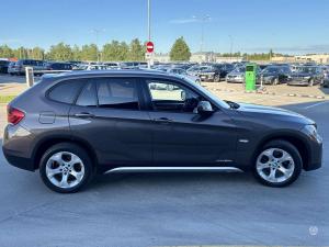 Brown BMW X1 2012 in Siauliai, with an engine capacity of 2.00 L and mileage of 204 thousand km for 7500 €, photo 5 on AUTOMOTO.COM.LV