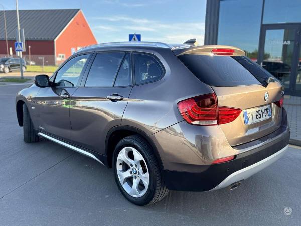 Brūns BMW X1 2012 Šauļi, ar dzinēja tilpumu 2.00 L un nobraukumu 204 tūkst. km par 7500 €, foto 7 vietnē AUTOMOTO.COM.LV