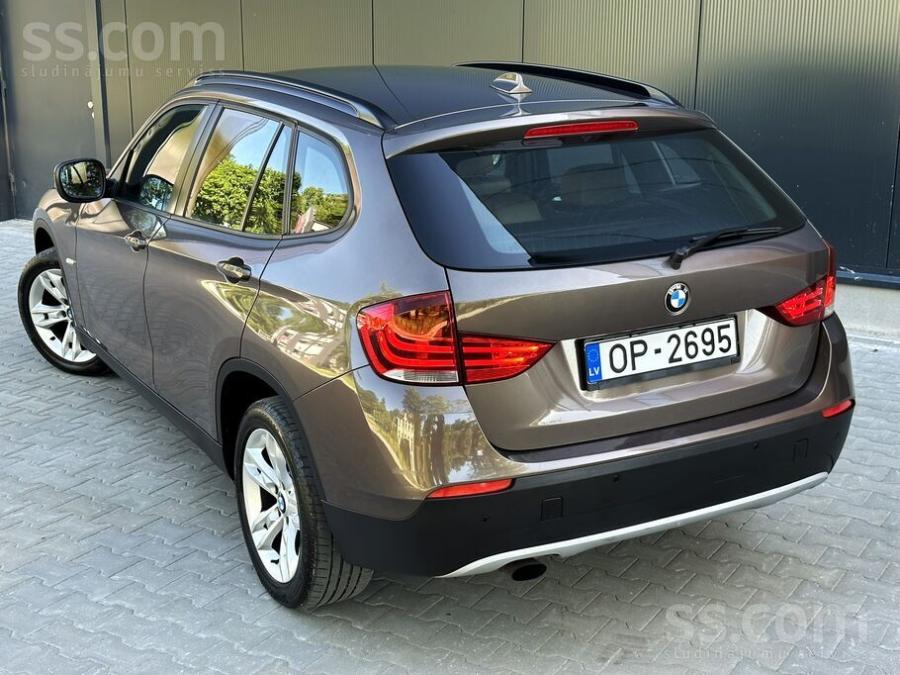 Brown BMW X1 2012 in Riga, with an engine capacity of 2.00 L and mileage of 213 thousand km for 7900 €, photo 9 on AUTOMOTO.COM.LV