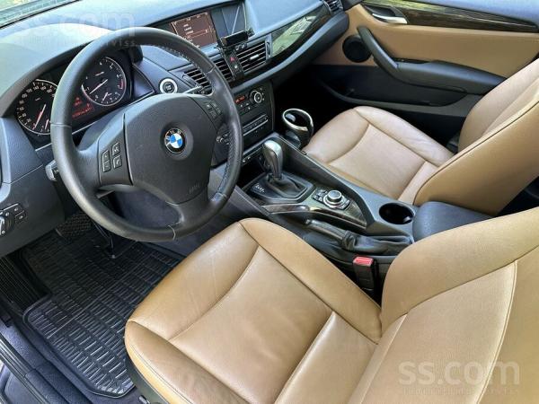 Brūns BMW X1 2012 Rīga, ar dzinēja tilpumu 2.00 L un nobraukumu 213 tūkst. km par 7900 €, foto 10 vietnē AUTOMOTO.COM.LV