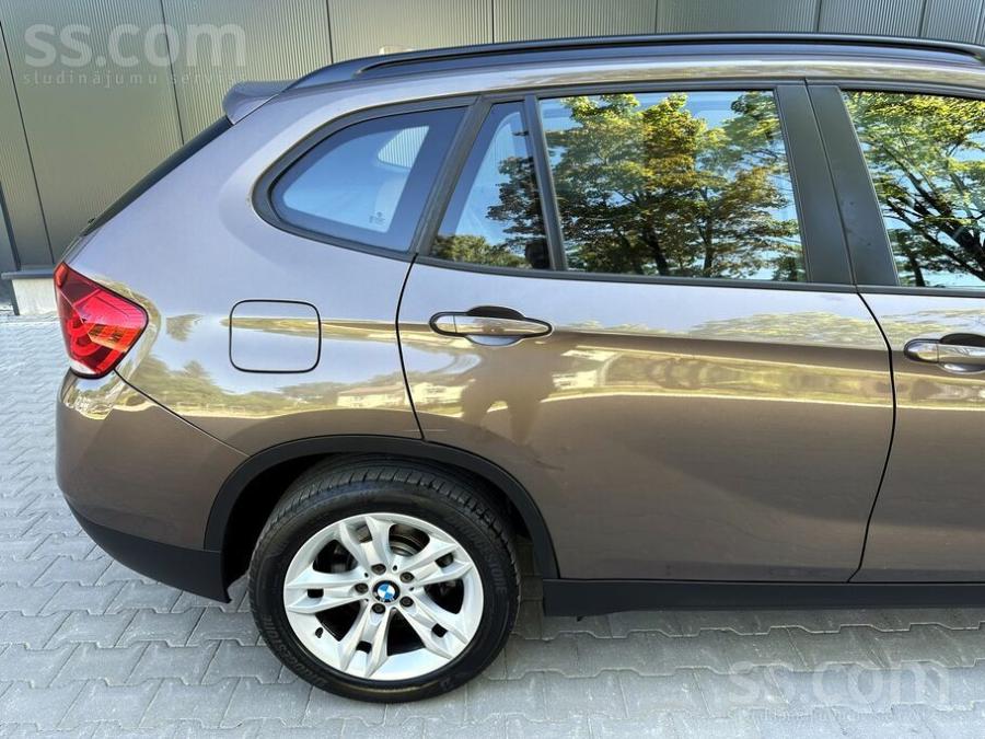 Brūns BMW X1 2012 Rīga, ar dzinēja tilpumu 2.00 L un nobraukumu 213 tūkst. km par 7500 €, foto 32 vietnē AUTOMOTO.COM.LV