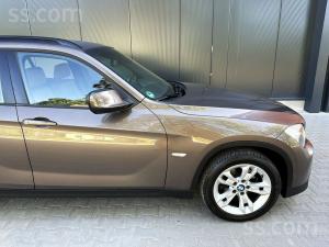 Brūns BMW X1 2012 Rīga, ar dzinēja tilpumu 2.00 L un nobraukumu 213 tūkst. km par 7500 €, foto 33 vietnē AUTOMOTO.COM.LV
