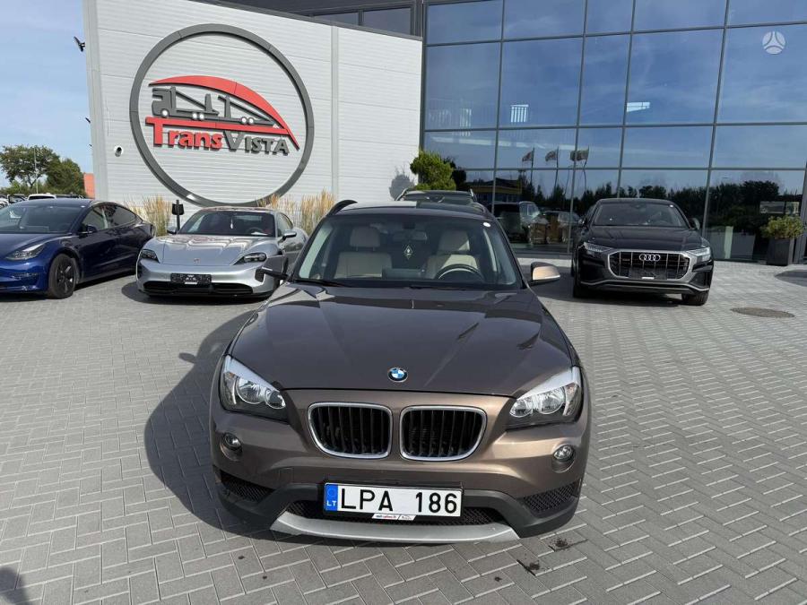 Brūns BMW X1 2012 Telšiai, ar dzinēja tilpumu 2.00 L un nobraukumu 246 tūkst. km par 6499 €, foto 1 vietnē AUTOMOTO.COM.LV