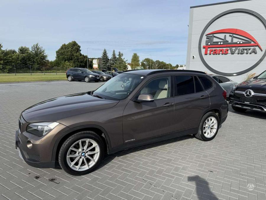 Brūns BMW X1 2012 Telšiai, ar dzinēja tilpumu 2.00 L un nobraukumu 246 tūkst. km par 6499 €, foto 4 vietnē AUTOMOTO.COM.LV