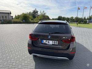 Brūns BMW X1 2012 Telšiai, ar dzinēja tilpumu 2.00 L un nobraukumu 246 tūkst. km par 6499 €, foto 7 vietnē AUTOMOTO.COM.LV
