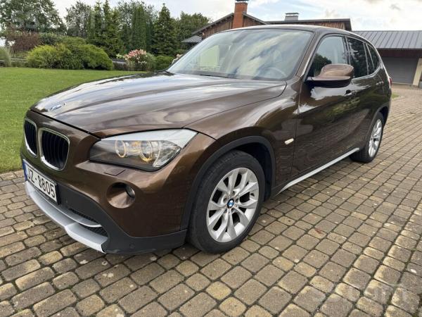 Brown BMW X1 2012 in Saldus, with an engine capacity of 2.00 L and mileage of 408 thousand km for 4900 €, photo 1 on AUTOMOTO.COM.LV