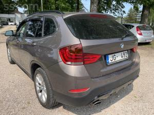 Brown BMW X1 2013 in Riga, with an engine capacity of 2.00 L and mileage of 274 thousand km for 6990 €, photo 3 on AUTOMOTO.COM.LV