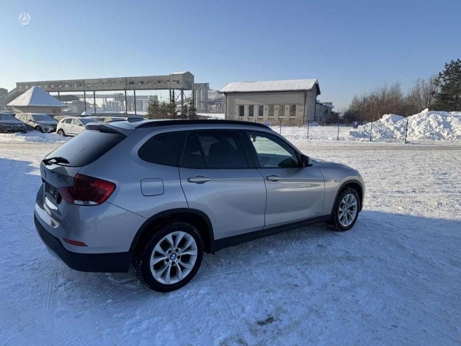 Brown BMW X1 2013 in Telschi, with an engine capacity of 2.00 L and mileage of 231 thousand km for 5999 €, photo 7 on AUTOMOTO.COM.LV