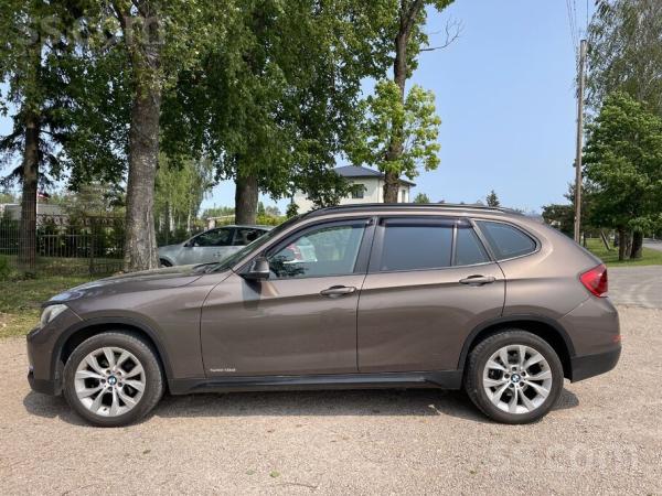 Brūns BMW X1 2013 Rīga, ar dzinēja tilpumu 2.00 L un nobraukumu 274 tūkst. km par 7490 €, foto 2 vietnē AUTOMOTO.COM.LV