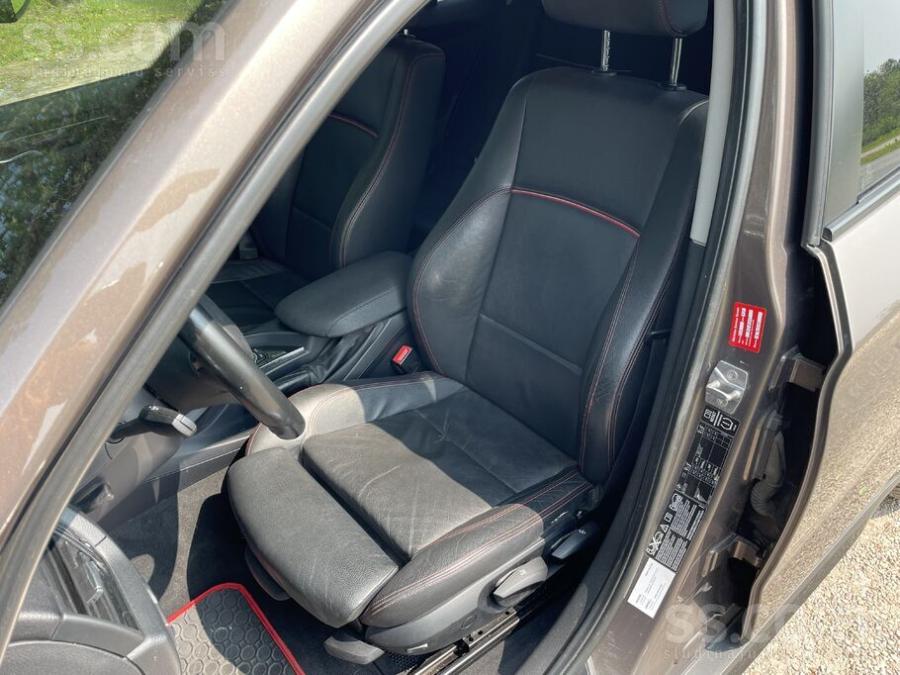 Brown BMW X1 2013 in Riga, with an engine capacity of 2.00 L and mileage of 274 thousand km for 7490 €, photo 12 on AUTOMOTO.COM.LV