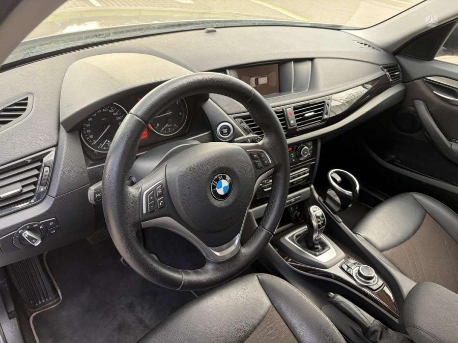 Brūns BMW X1 2013 Marijampole, ar dzinēja tilpumu 2.00 L un nobraukumu 189 tūkst. km par 8500 €, foto 18 vietnē AUTOMOTO.COM.LV
