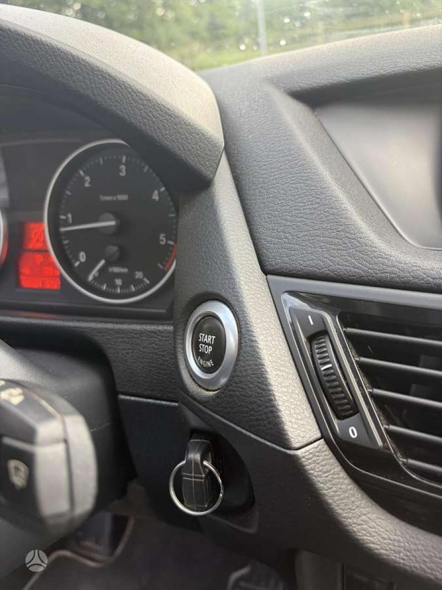 Brūns BMW X1 2013 Marijampole, ar dzinēja tilpumu 2.00 L un nobraukumu 189 tūkst. km par 8500 €, foto 23 vietnē AUTOMOTO.COM.LV