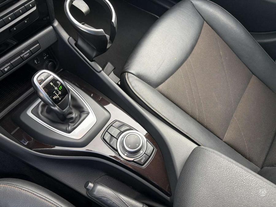 Brūns BMW X1 2013 Marijampole, ar dzinēja tilpumu 2.00 L un nobraukumu 189 tūkst. km par 8500 €, foto 24 vietnē AUTOMOTO.COM.LV