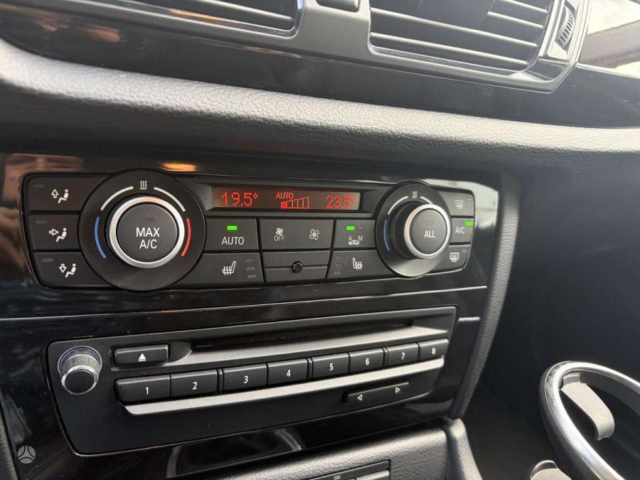 Brūns BMW X1 2013 Marijampole, ar dzinēja tilpumu 2.00 L un nobraukumu 189 tūkst. km par 8500 €, foto 26 vietnē AUTOMOTO.COM.LV