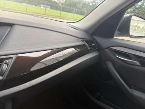 Brūns BMW X1 2013 Marijampole, ar dzinēja tilpumu 2.00 L un nobraukumu 189 tūkst. km par 8500 €, foto 31 vietnē AUTOMOTO.COM.LV