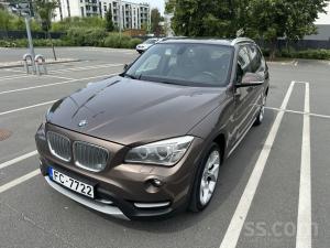 Brown BMW X1 2013 in Riga, with an engine capacity of 2.00 L and mileage of 153 thousand km for 9300 €, photo  on AUTOMOTO.COM.LV