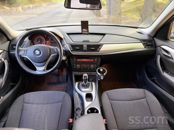 Brūns BMW X1 2013 Bauska, ar dzinēja tilpumu 2.00 L un nobraukumu 381 tūkst. km par 6850 €, foto 5 vietnē AUTOMOTO.COM.LV