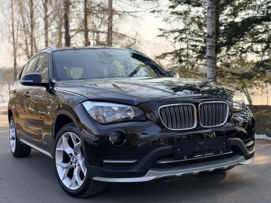 Brown BMW X1 2014 in Utena, with an engine capacity of 2.00 L and mileage of 261 thousand km for 7450 €, photo 4 on AUTOMOTO.COM.LV