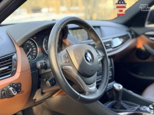Brown BMW X1 2014 in Utena, with an engine capacity of 2.00 L and mileage of 261 thousand km for 7450 €, photo 25 on AUTOMOTO.COM.LV