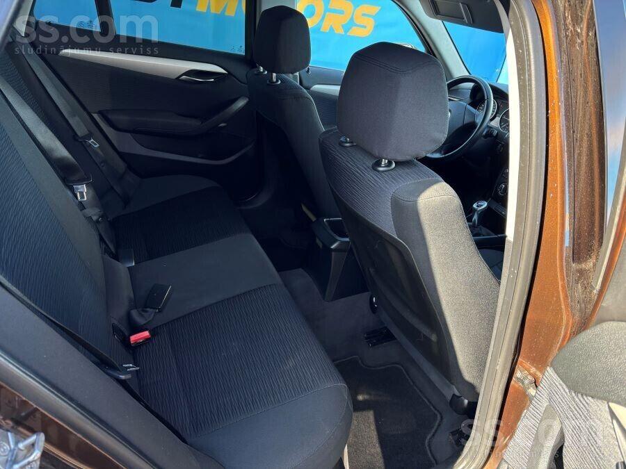 Brūns BMW X1 2014 Rīga, ar dzinēja tilpumu 2.00 L un nobraukumu 198 tūkst. km par 6950 €, foto 12 vietnē AUTOMOTO.COM.LV